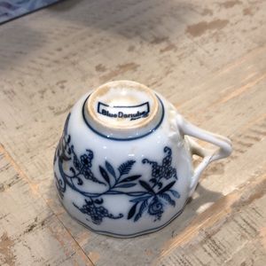 Kitchen | Set Of 8 Saucers And Tea Cups | Poshmark